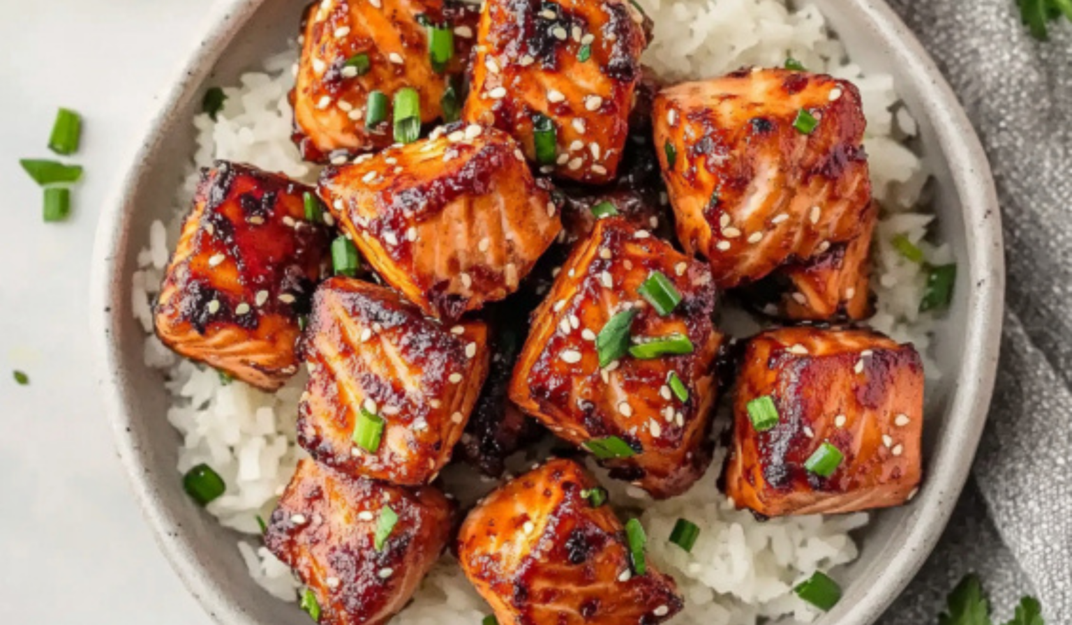 Crispy Honey Garlic Salmon Bites: A Flavor-Packed Delight for Any ...