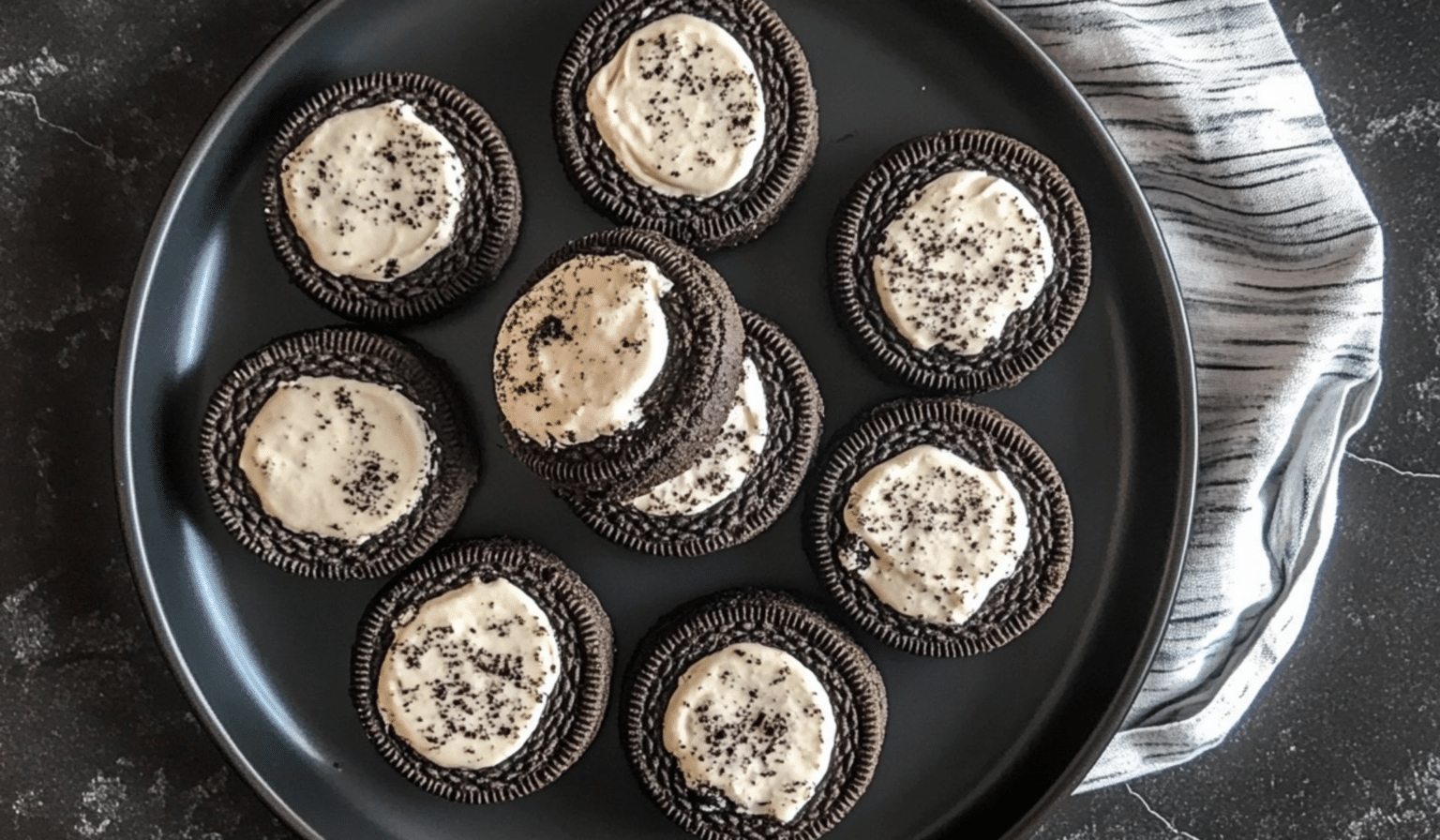Crumbl Oreo Cookie Copycat Recipe: A Deliciously Sweet Treat - Paula ...